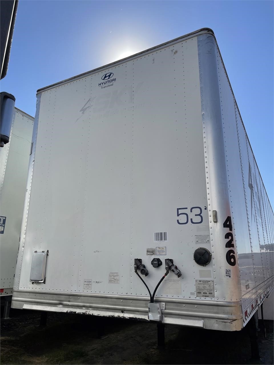 2016 HYUNDAI DRY VAN - Coast Hyundai Trailer