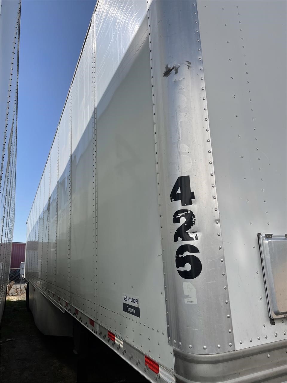 2016 HYUNDAI DRY VAN - Coast Hyundai Trailer