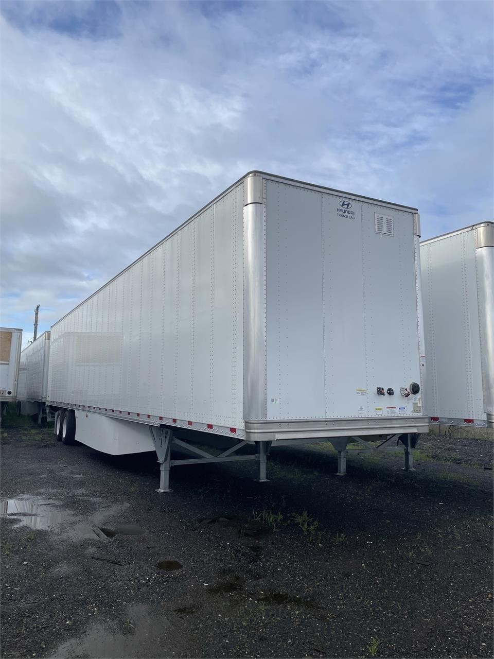 2018 HYUNDAI DRY VAN - Coast Hyundai Trailer